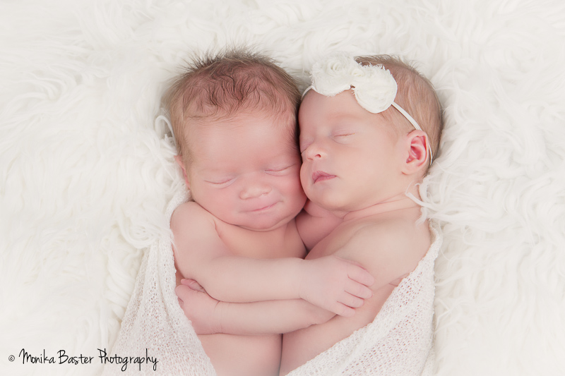 TWINS LYDIA AND LUCA – monikabaster.com
